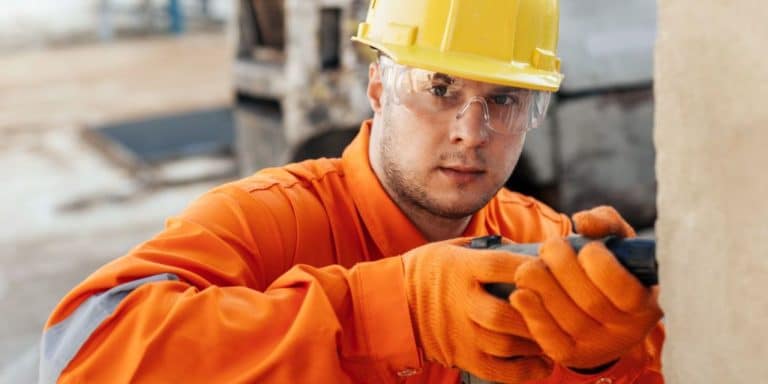 Your Construction Safety Program & OSHA’s Guidelines | Safety Gear Pro