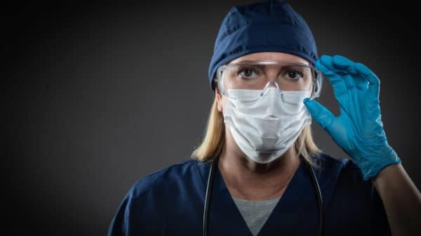 Why Surgeons Need Medical Eye Protection | Safety Gear Pro